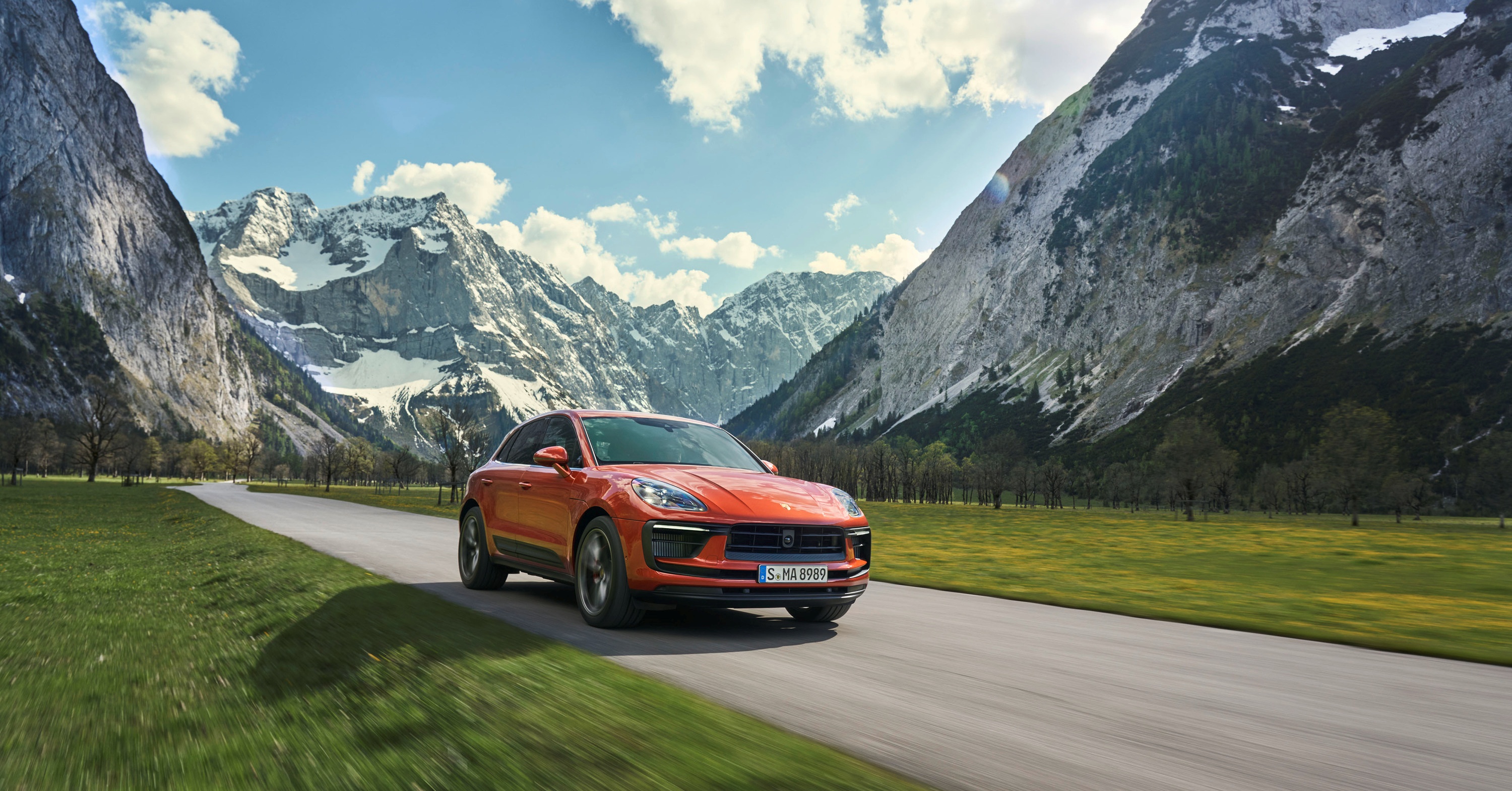 Porsche เปิดตัว The new Macan