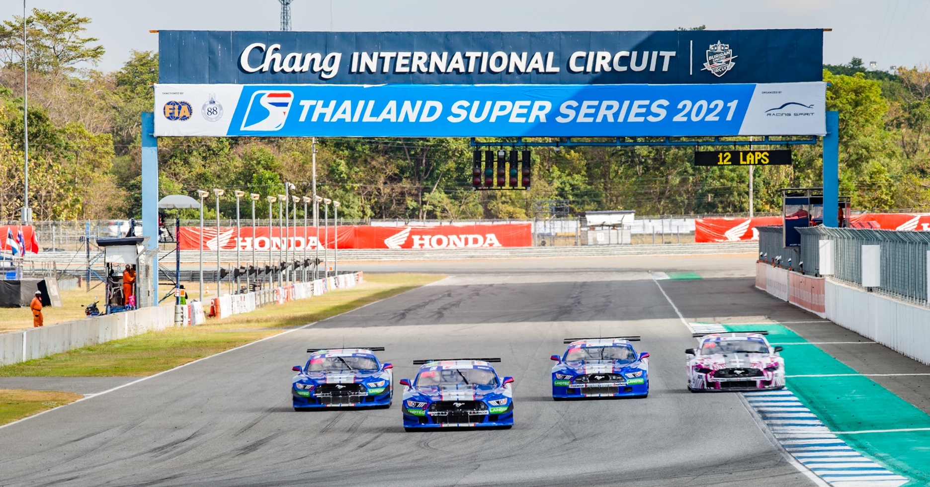 Ford Thailand Racing ปิดฤดูกาลคว้าชัยรุ่น TAV8