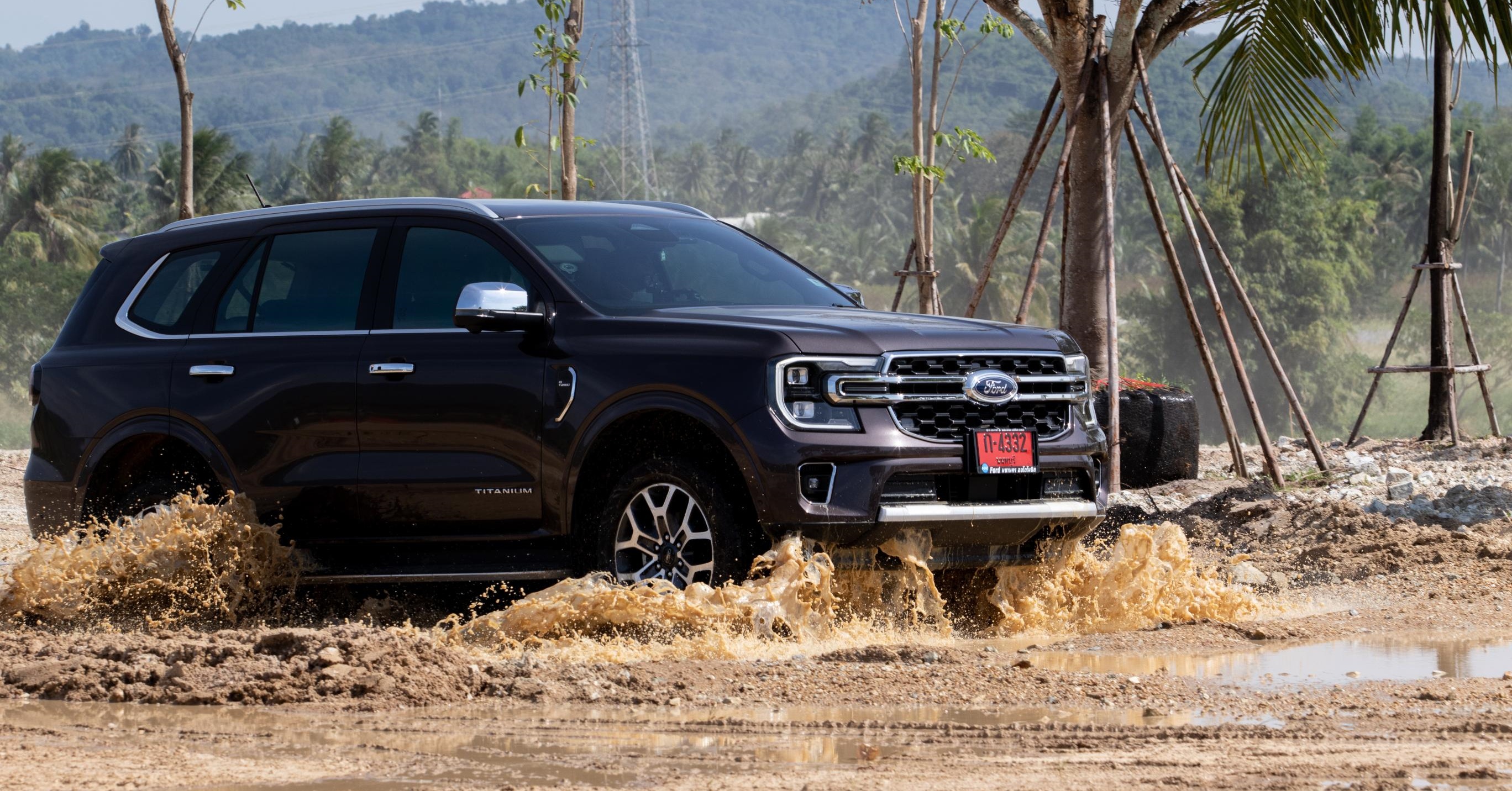 Ford ชวนลูกค้าเรียนรู้เทคนิคขับขี่ออฟโรด