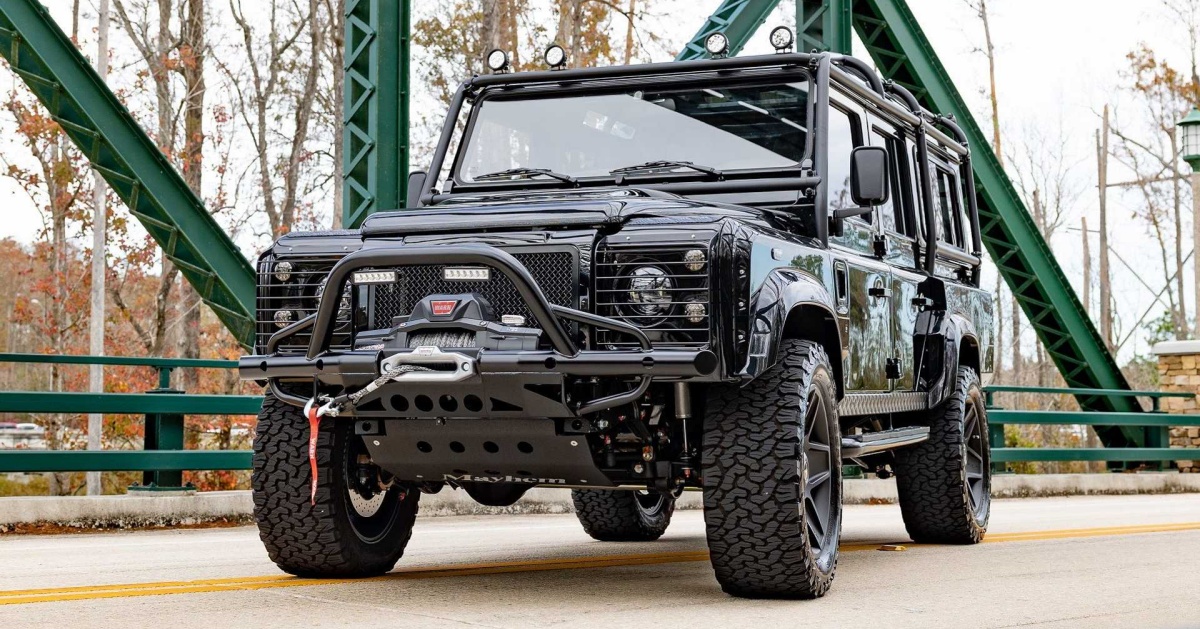 Land Rover Defender เวอร์ชันสุดขั้วจาก E.C.D. Automotive Design