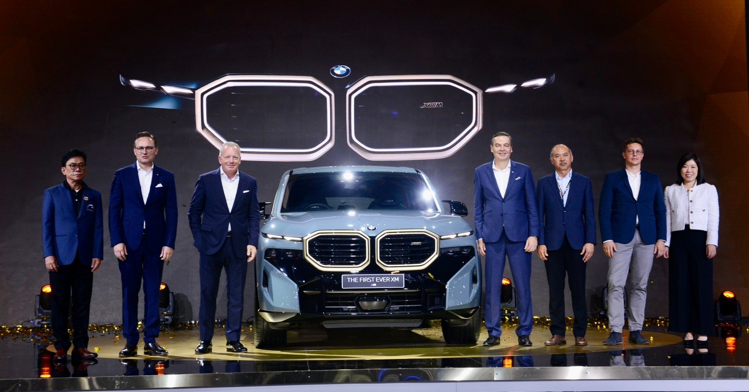 BMW นำเสนอยนตรกรรมหรู ในงาน Motor Show ครั้งที่ 44