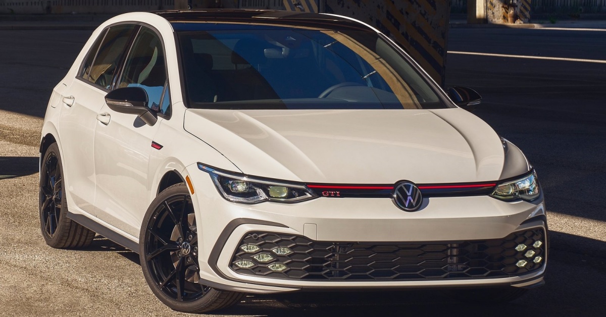 Volkswagen Golf GTI 380 รุ่นสุดท้ายที่มีเกียร์ธรรมดาให้ใช้