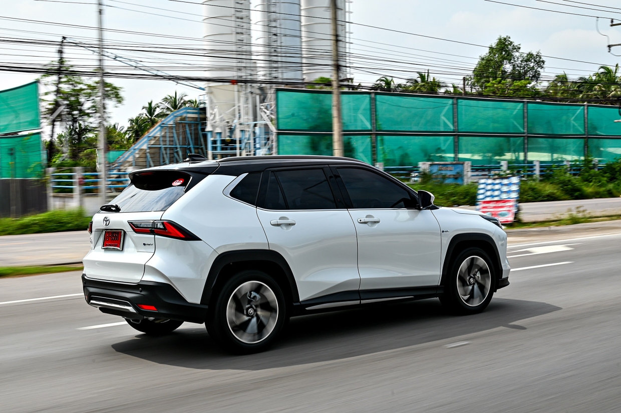 Toyota Yaris Cross ทดลองขับ ครอสส์โอเวอร์ มาแรง ขับดีเกินคาด ! (ราคา ...