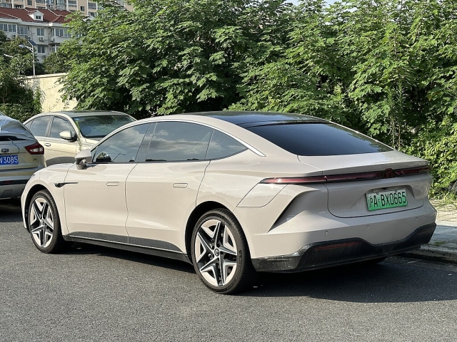 MG9 EV ท้าชน Mercedes-EQS ในงาน Geneva International Motor Show 2024