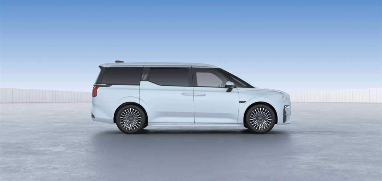 Zeekr 009 เอมพีวี “แฝดคนละฝา” ของ Volvo EM90