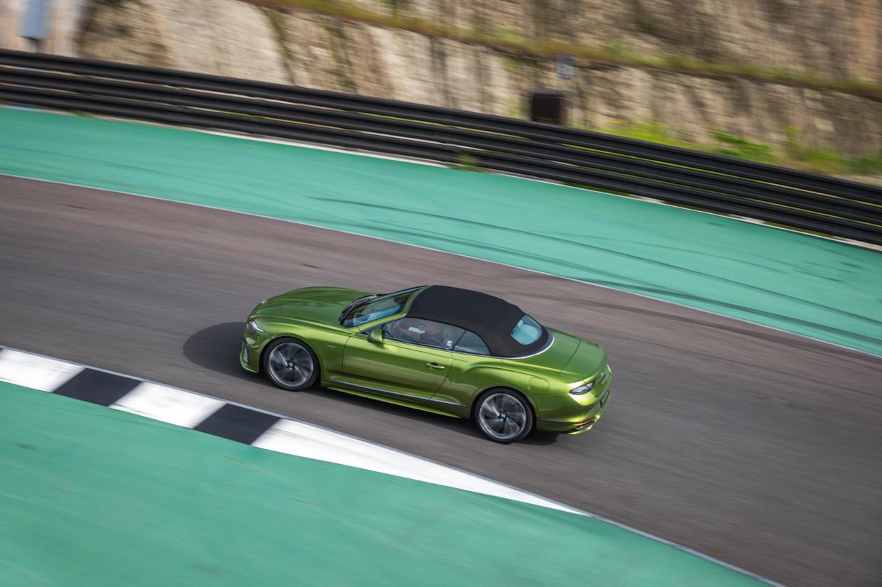 Bentley เปิดประสบการณ์การขับขี่ New Continental GT Speed และ New Flying ...