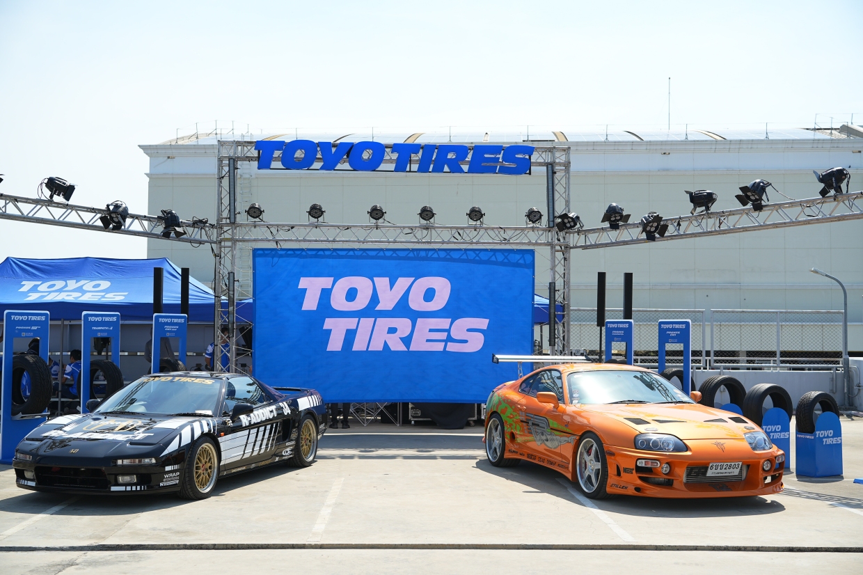 รถซิ่งขึ้นตึก 2025...Toyo Tires Present Auto Show 2025