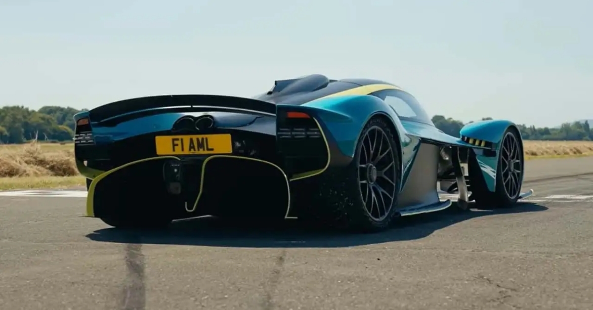 Aston Martin Valkyrie สร้างสถิติใหม่ที่สนาม Dunsfold Aerodrome