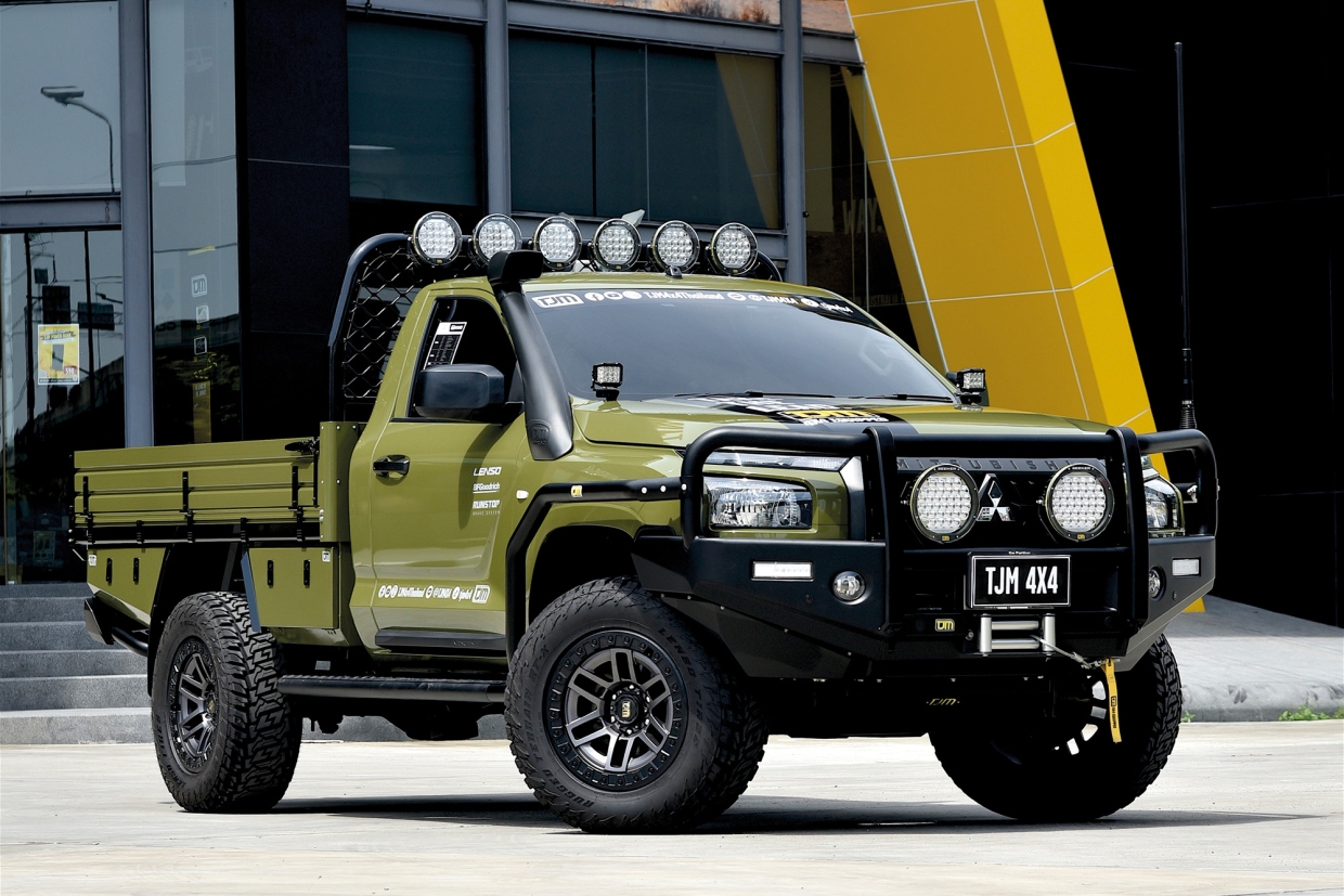 MITSUBISHI TRITON SINGLE CAB 4WD เขียวสายลุย TJM กระบะ ALUMINUM